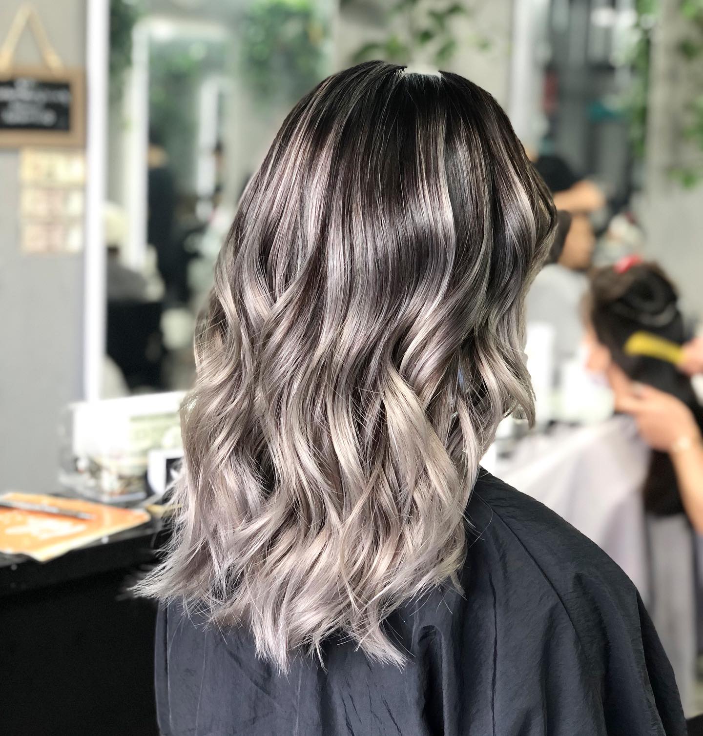 16 Ash Grey Hair Color Looks That Stay Timeless – Pixelify
