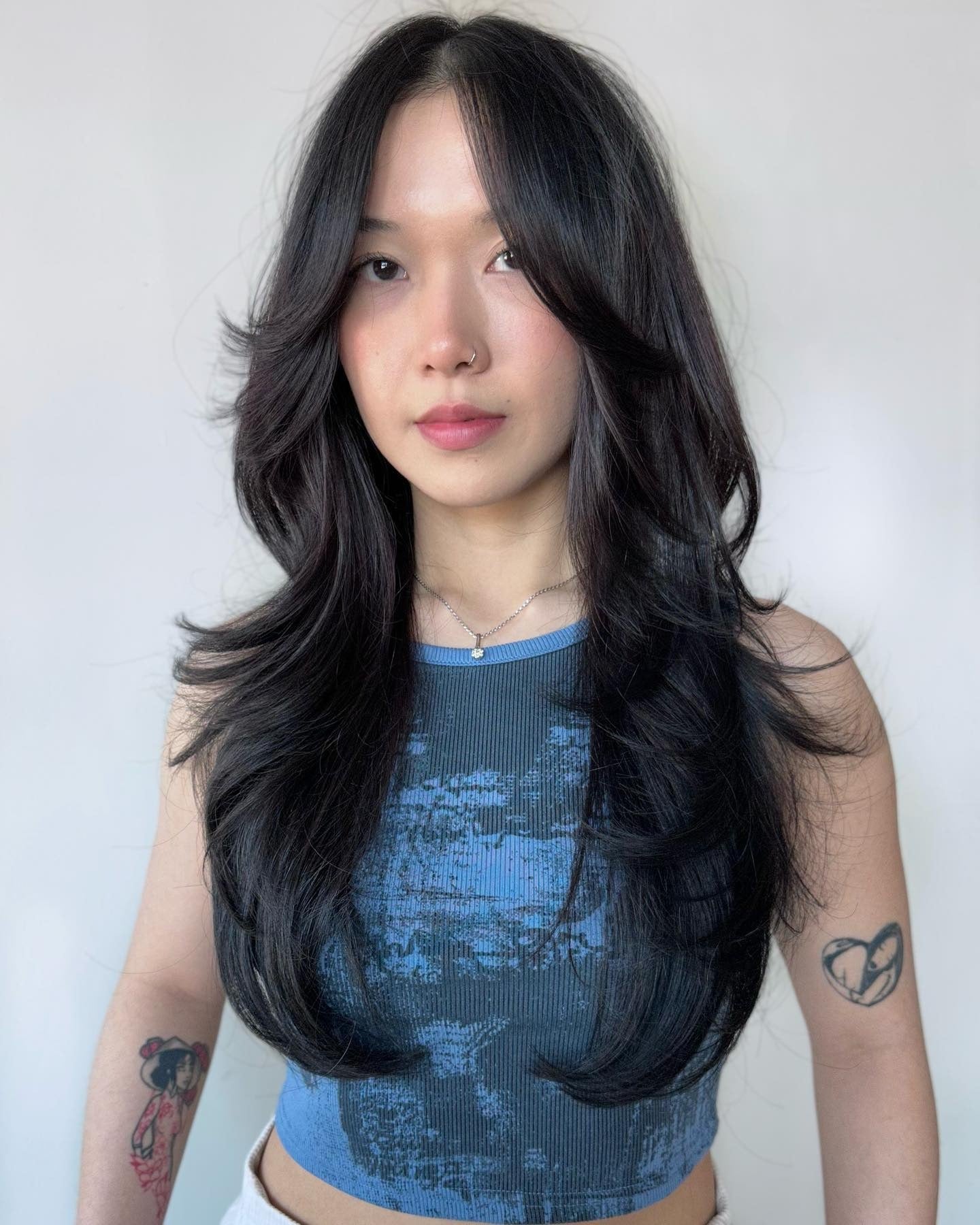 16 Long Wolf Haircut Looks for Soft, Flowing Layers – Pixelify