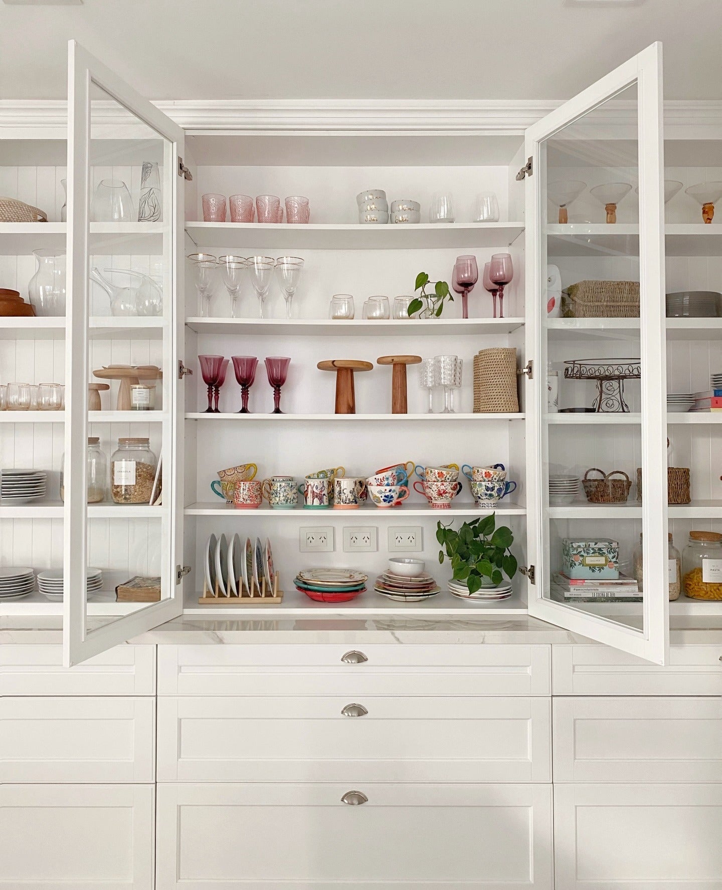 16 Glass Cabinets Kitchen Ideas That Feel Fresh – Pixelify